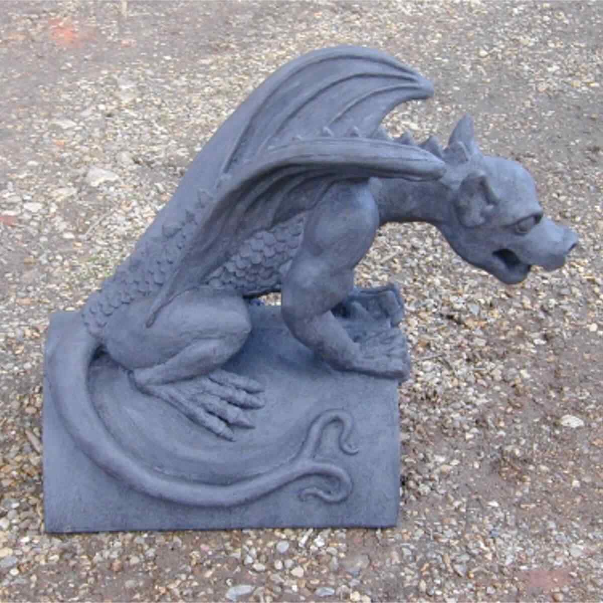 Dragon finials: Enchanting dragon finial